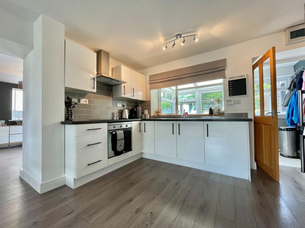 Cross Hands, Lydney – Hills Property Consultants